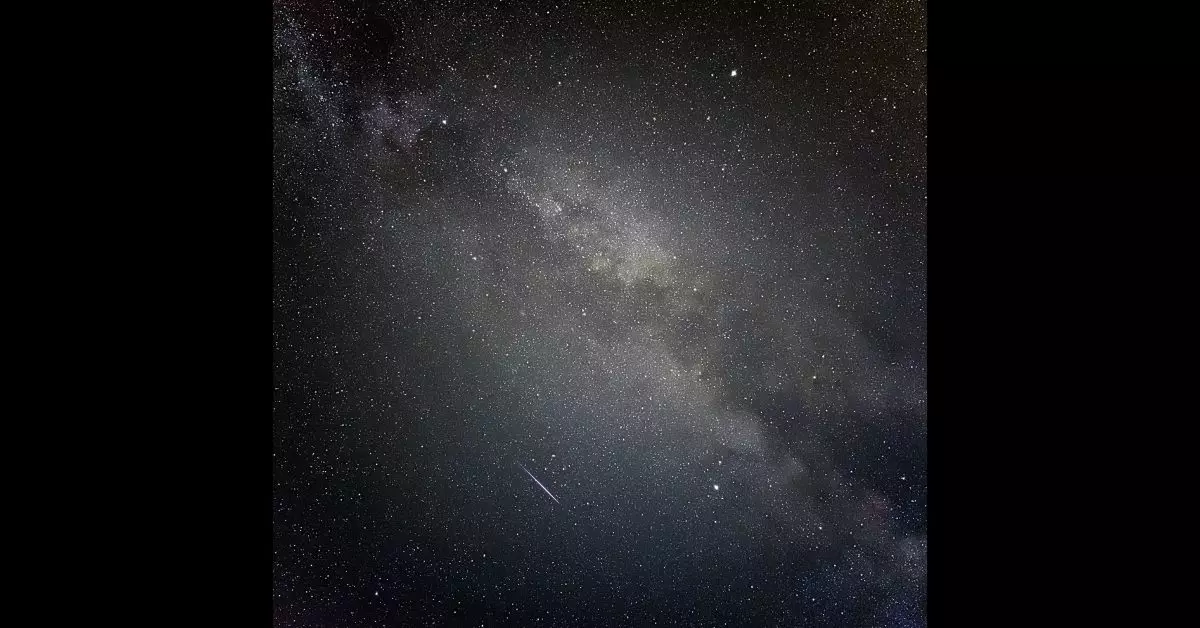 Ang litrato sa Milky Way iPhone nagpakita sa makabungog nga resulta gamit ang ProRAW