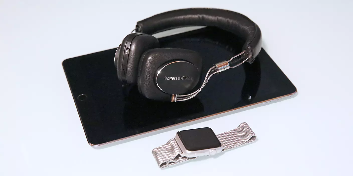 איבערבליק: Bowers & Wilkins 'P5 ווירעלעסס היץ נייַ כייז אין בלועטאָאָטה כעדפאָונז לוקסוס 11558_1