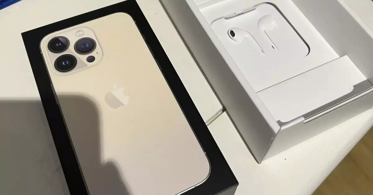 iPhone-urile franceze nu vor mai fi vândute cu EarPods gratuite