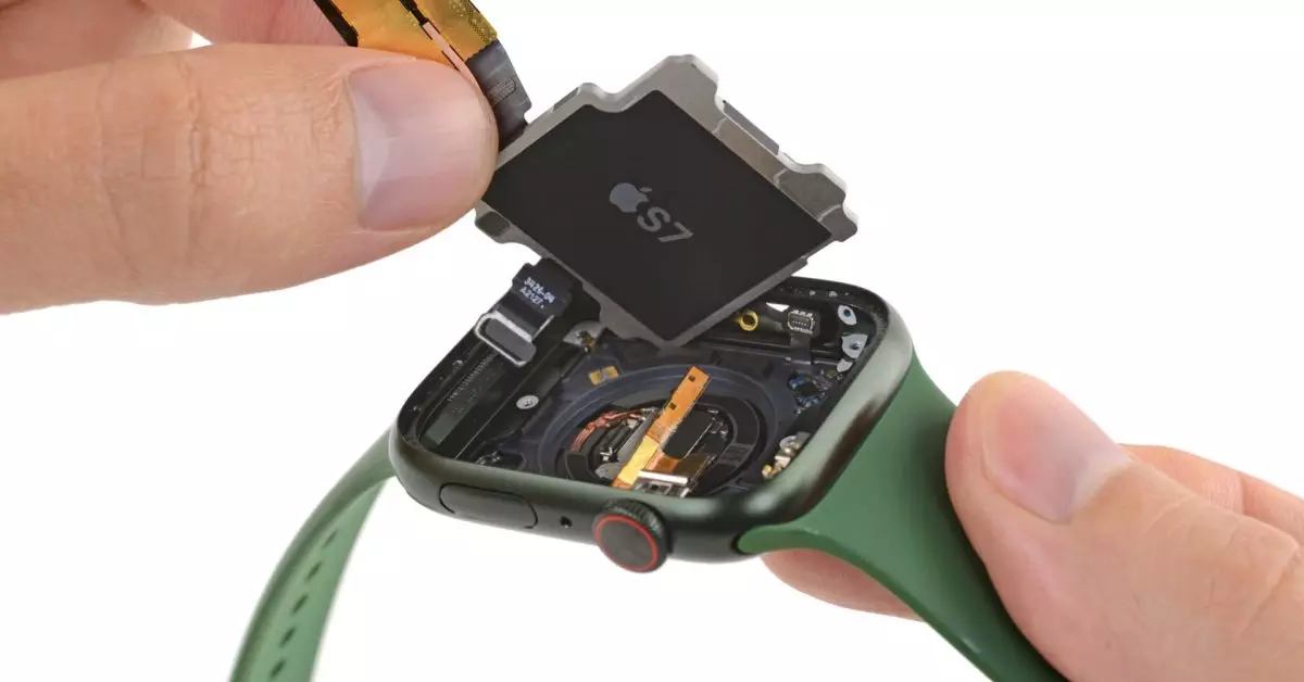 iFixit pin Apple Watch Series 7 teardown