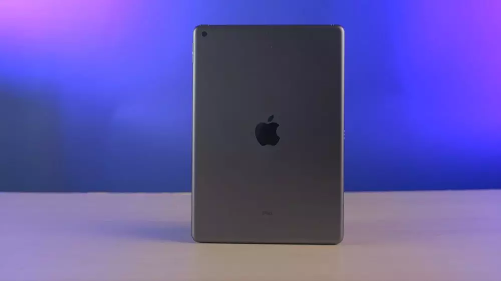 iPad 8 (2020) Unboxing + κριτική: Το iPad με την καλύτερη αξία [Βίντεο] 1287_6