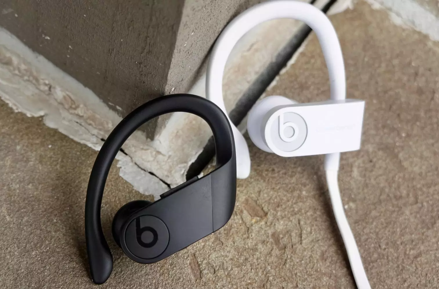 Apple, 'Hey Siri'로 새로운 'Powerbeats4' 헤드폰 준비 - 9to5Mac 13427_1