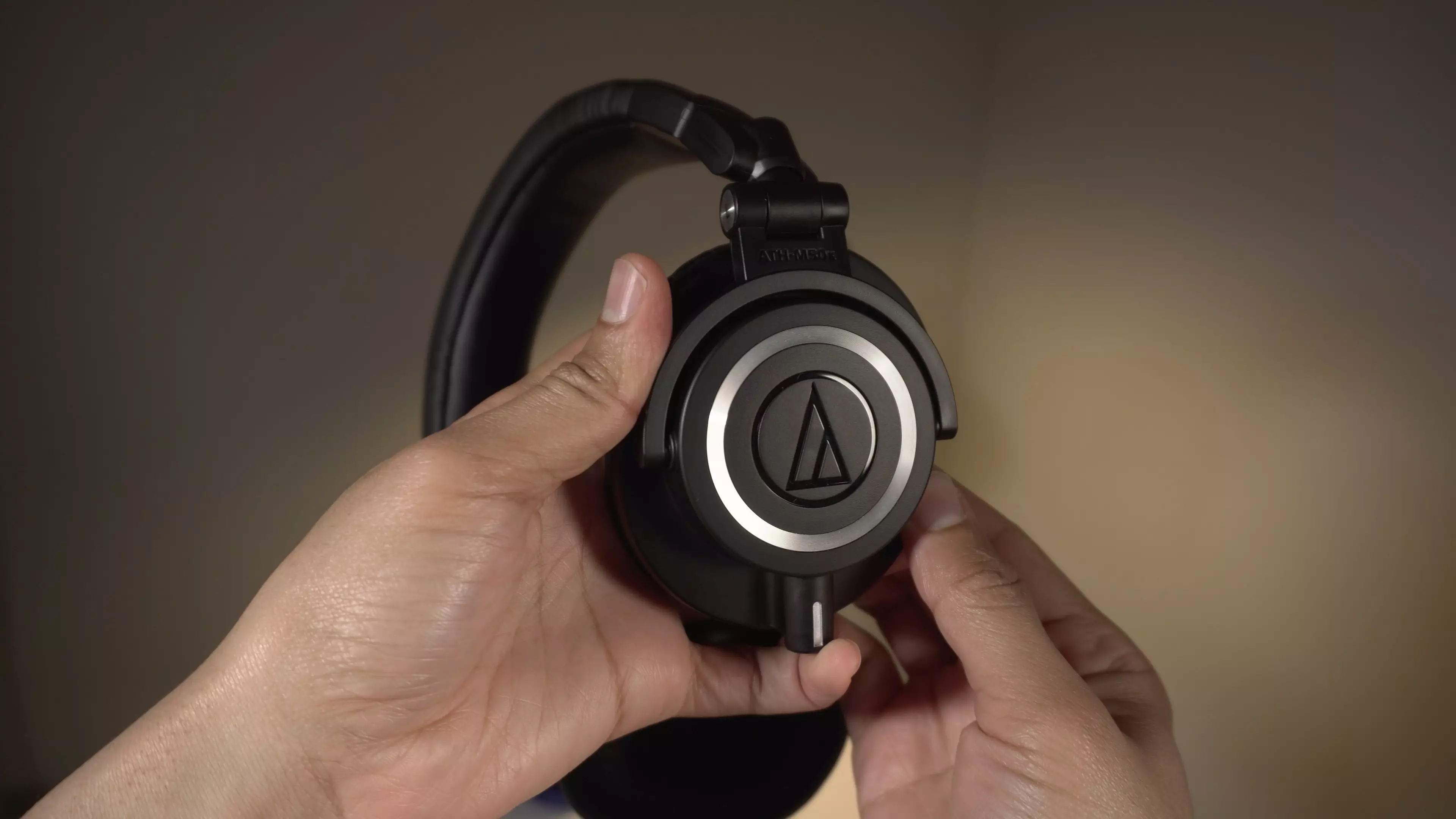 Dizajn ATH-M50x