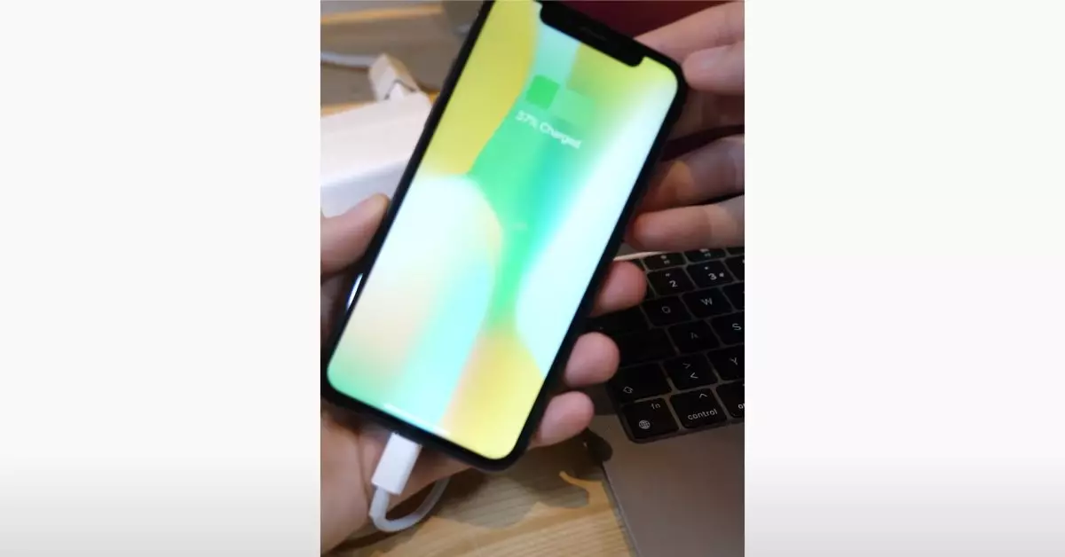 Apple nu va face un iPhone USB-C, așa că un inginer robotic și-a creat propriul [Video]