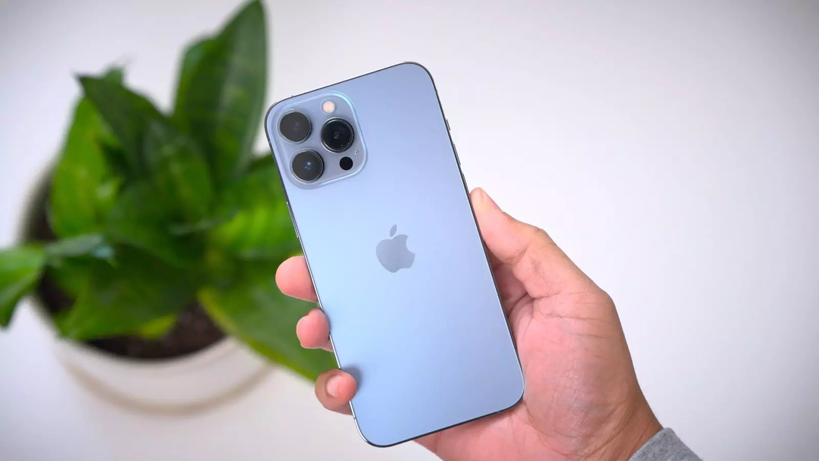 Ranté suplai bajoang pikeun ngajaga paménta iPhone 13 nalika COVID-19 nyerang Vietnam 14598_1