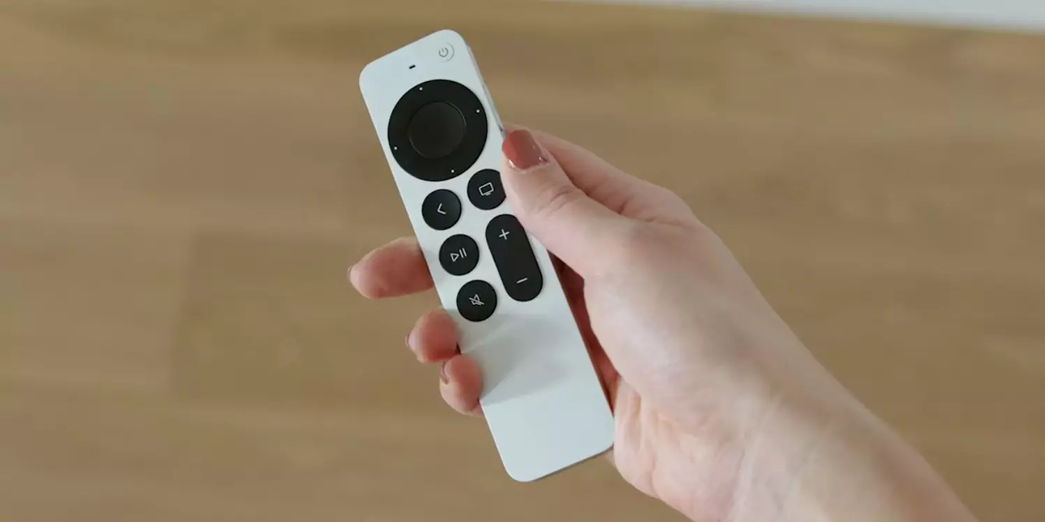 O vicepresidente de Apple di que o novo Siri Remote inspirouse na roda clic do iPod 1507_1