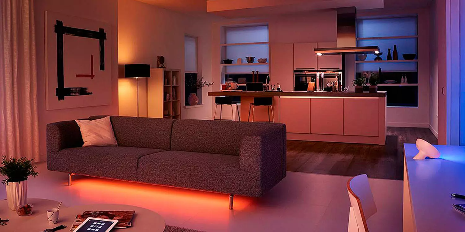 புளூடூத் Philips Hue Lightstrips வழியில்