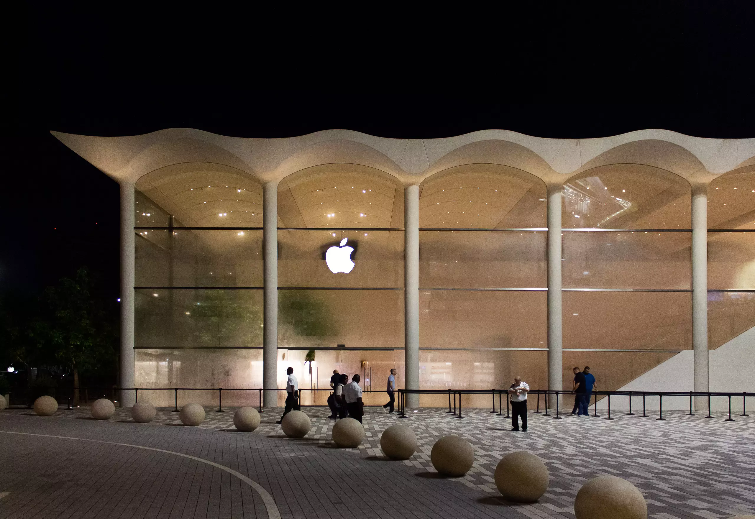 Aventuras nye Apple Store: Store åpningsbilder og detaljer 16435_2