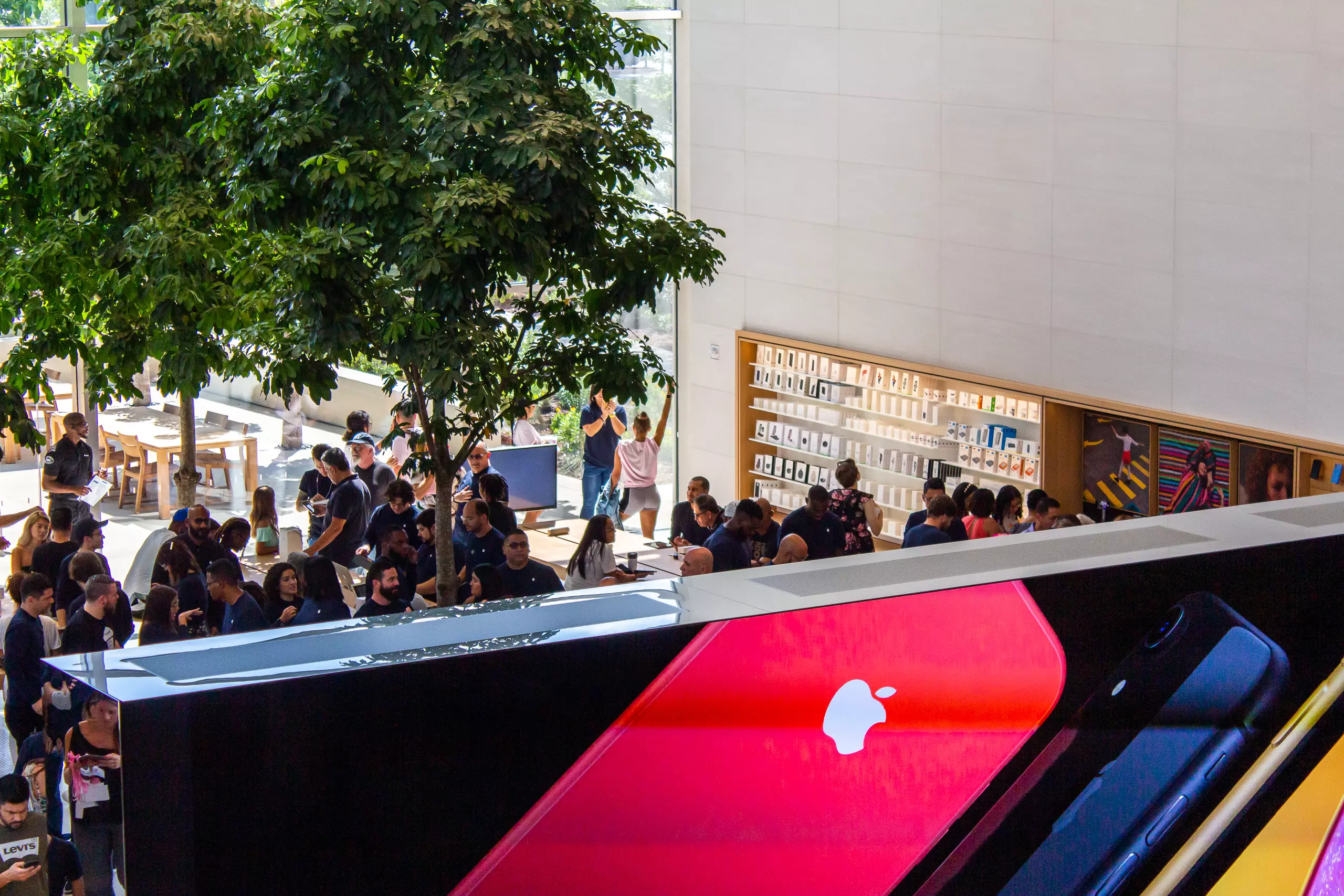 Aventuras neuer Apple Store: Fotos und Details zur Eröffnung 16435_21