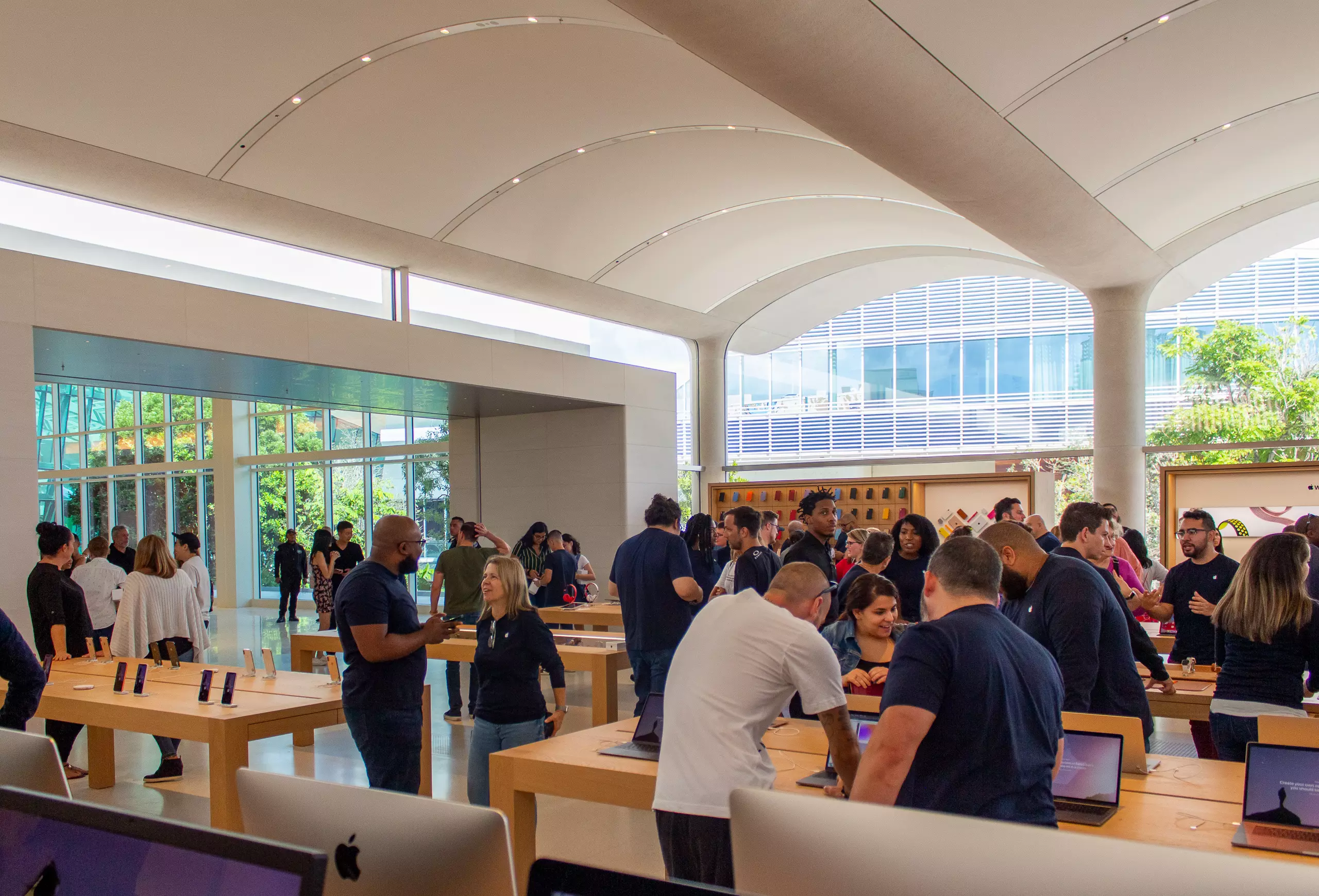 Aventuras neuer Apple Store: Fotos und Details zur Eröffnung 16435_32