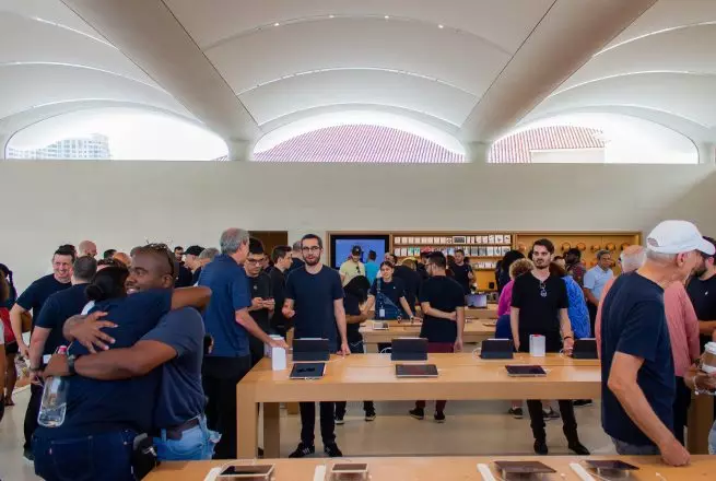 Aventuras neuer Apple Store: Fotos und Details zur Eröffnung 16435_34