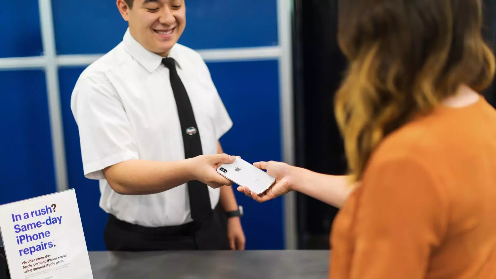 Apple melengkapkan perkongsian pembaikan Best Buy dengan hampir 1,000 lokasi AS 17002_1