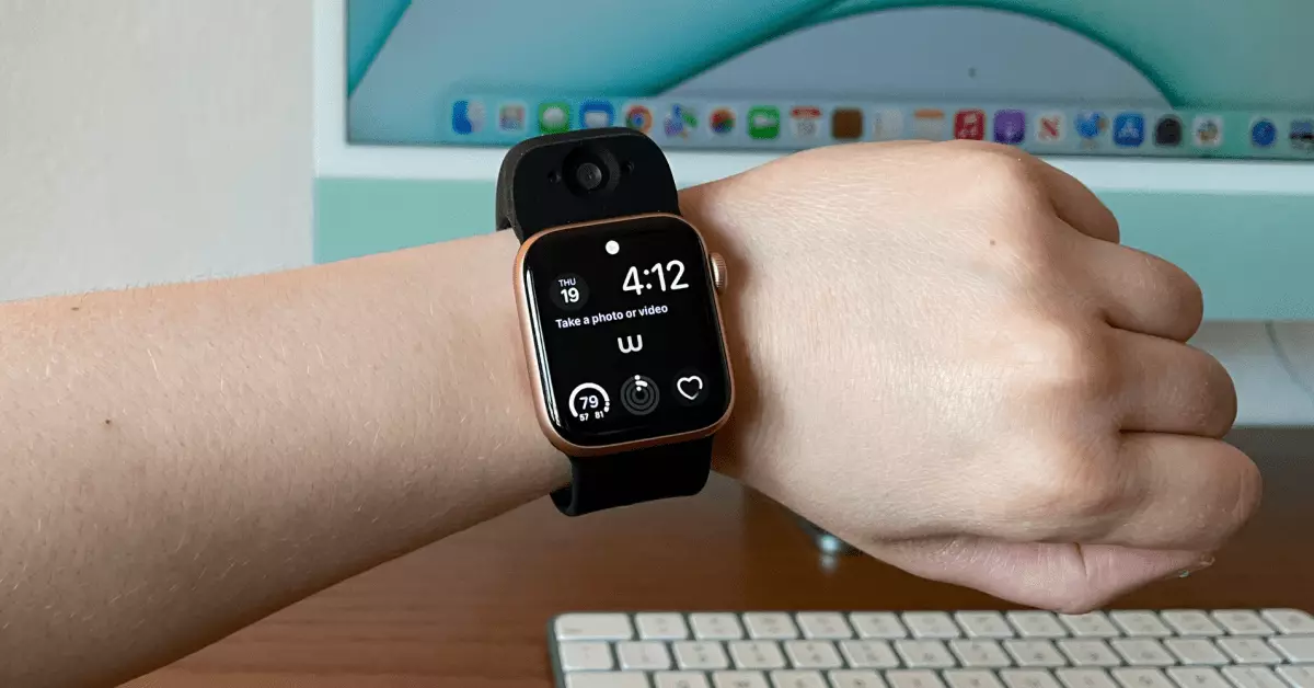 Isubiramo rya Wristcam: kamera yambere yeguriwe Apple Watch