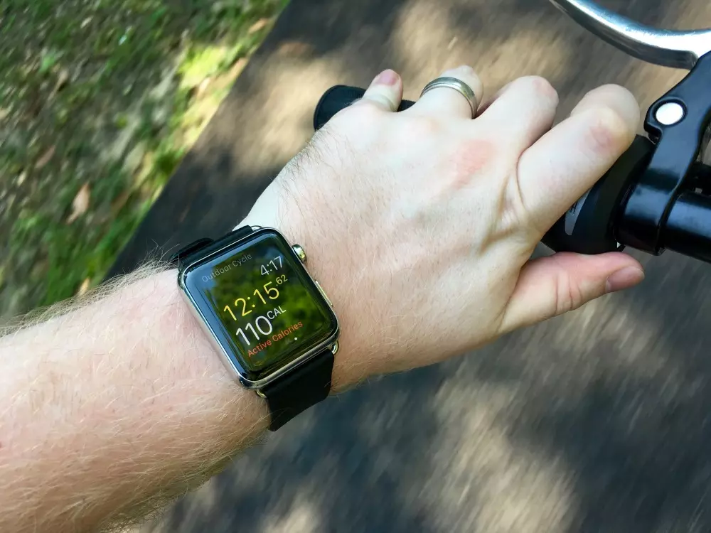 Apple Watch jalgrattasõit