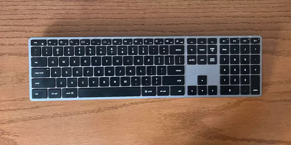 Satechi Slim X3 Backlit Bluetooth Keyboard