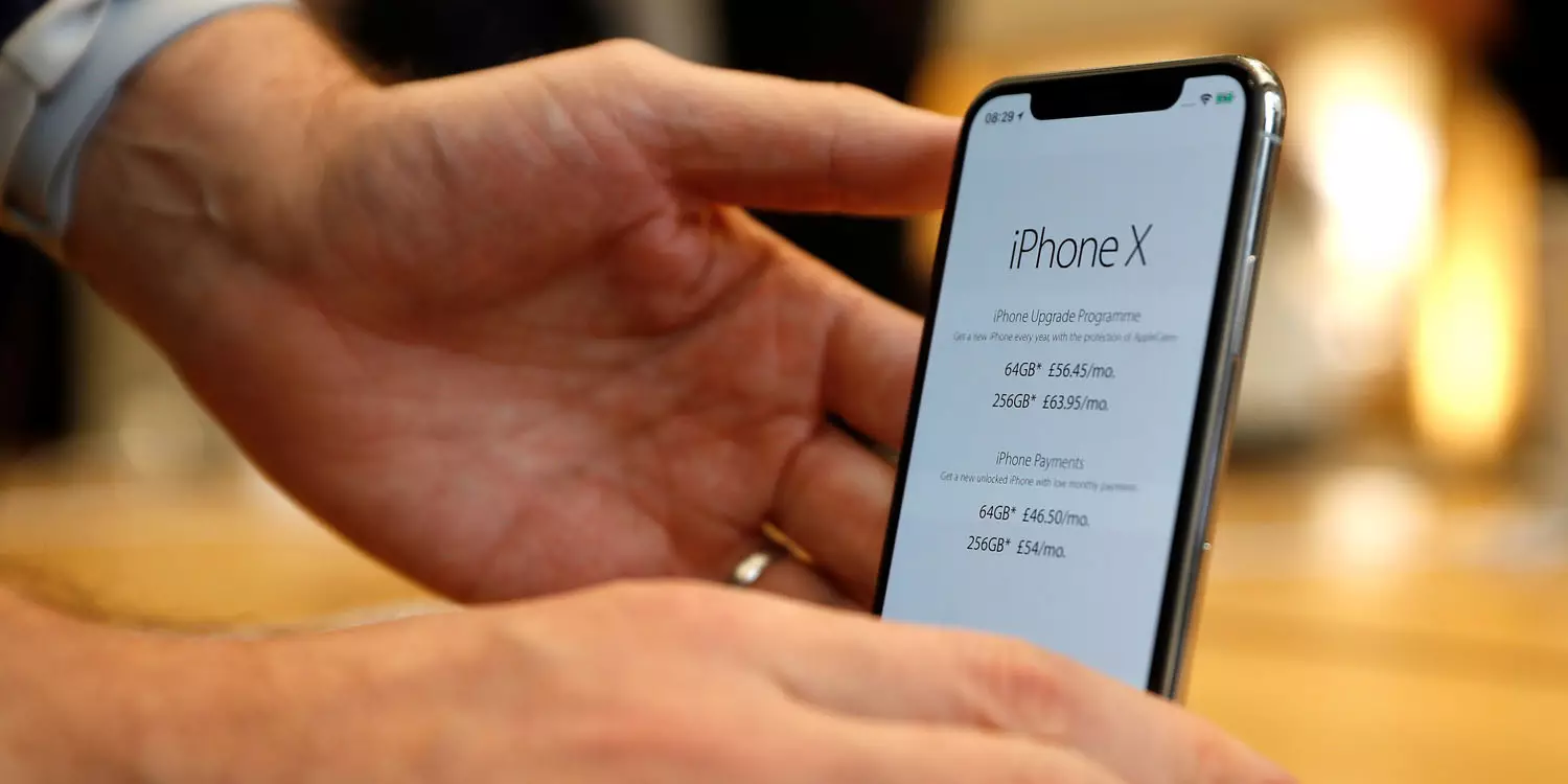 Podatki IDC kažejo na rast iPhonea, saj se pošiljke pametnih telefonov zmanjšajo za 2,9 % 22040_1