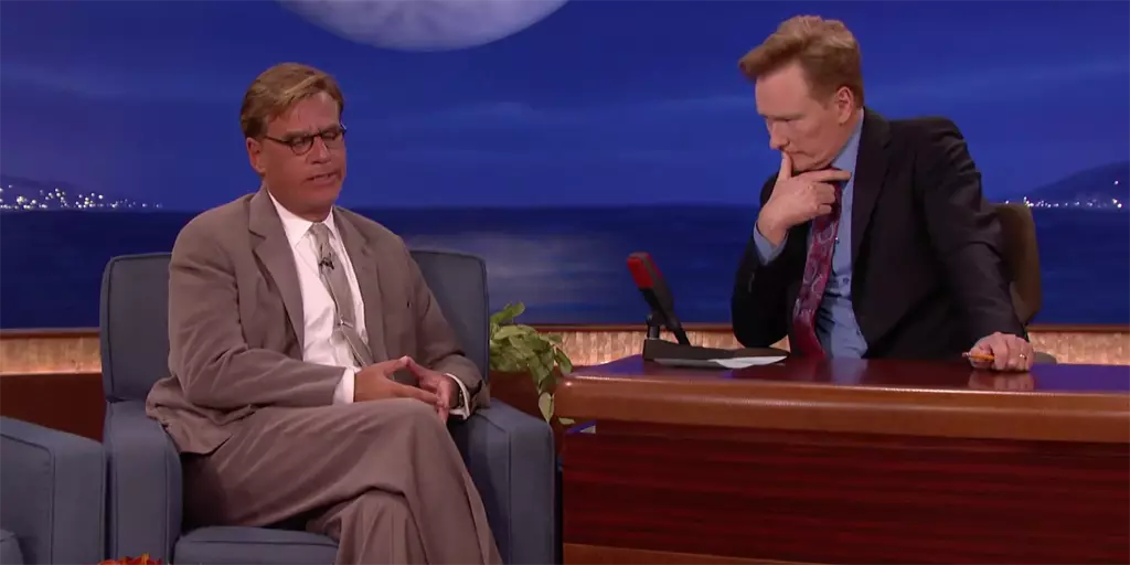 Gisultihan ni Aaron Sorkin si Conan O'Brien nga nasabtan niya kung nganong gitawag ni Tim Cook ang iyang salida nga 