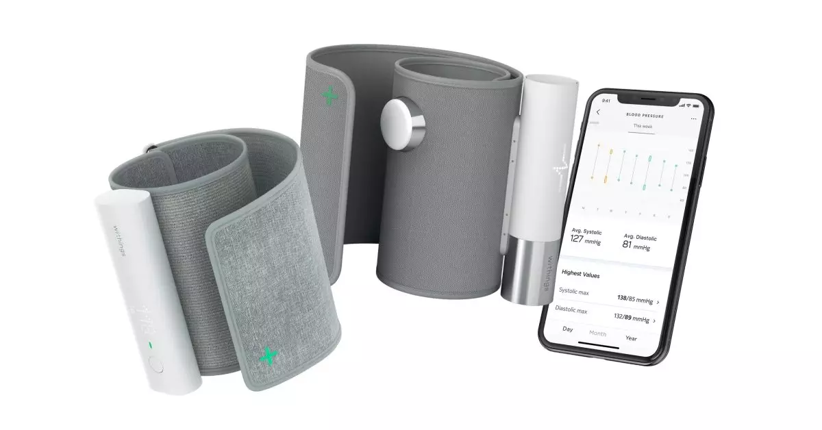 Withings монитори фишори хуни BPM Core -ро бо ЭКГ оғоз мекунад