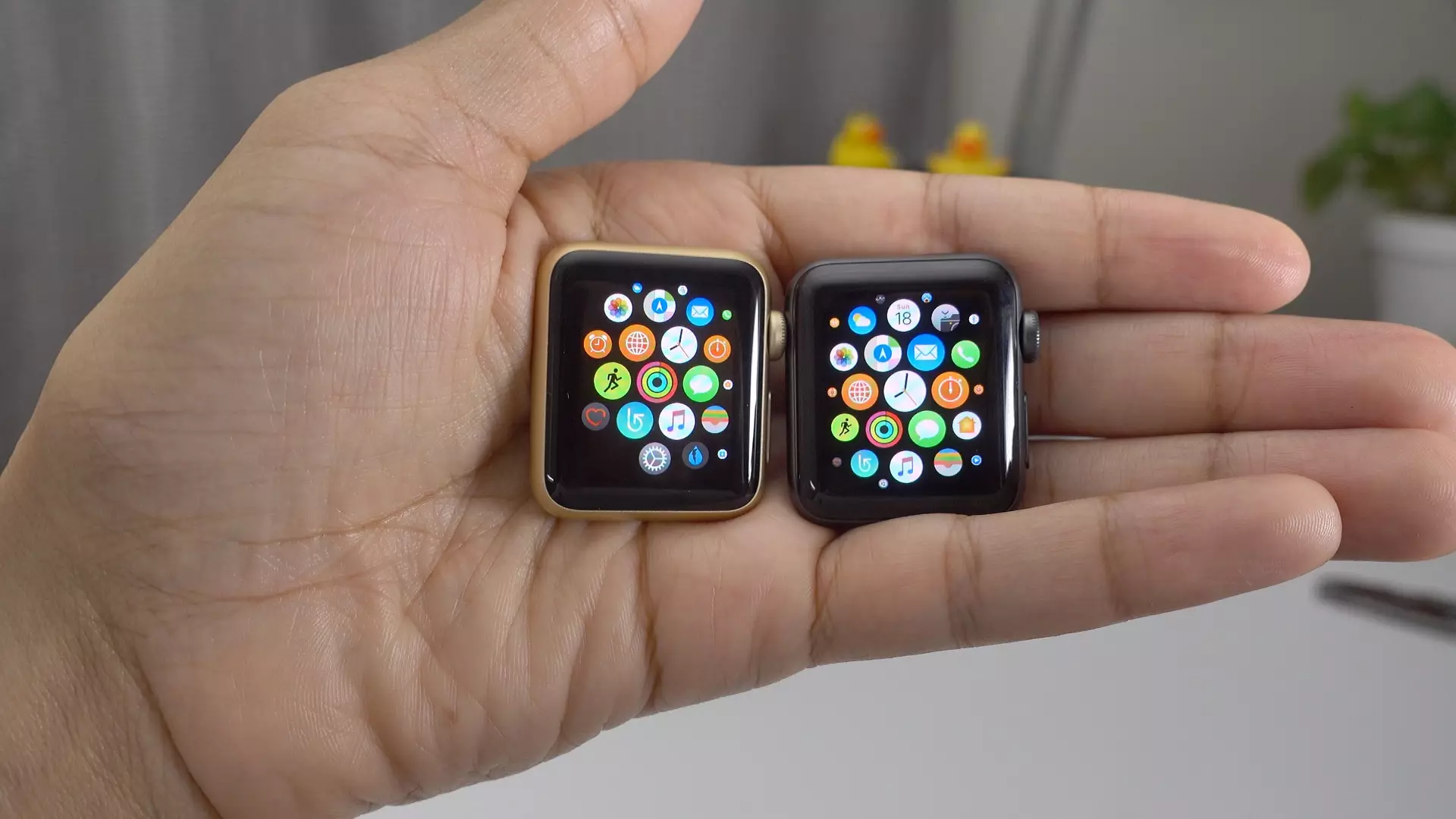 apple-watch-series-1-vs-series-2-brightness