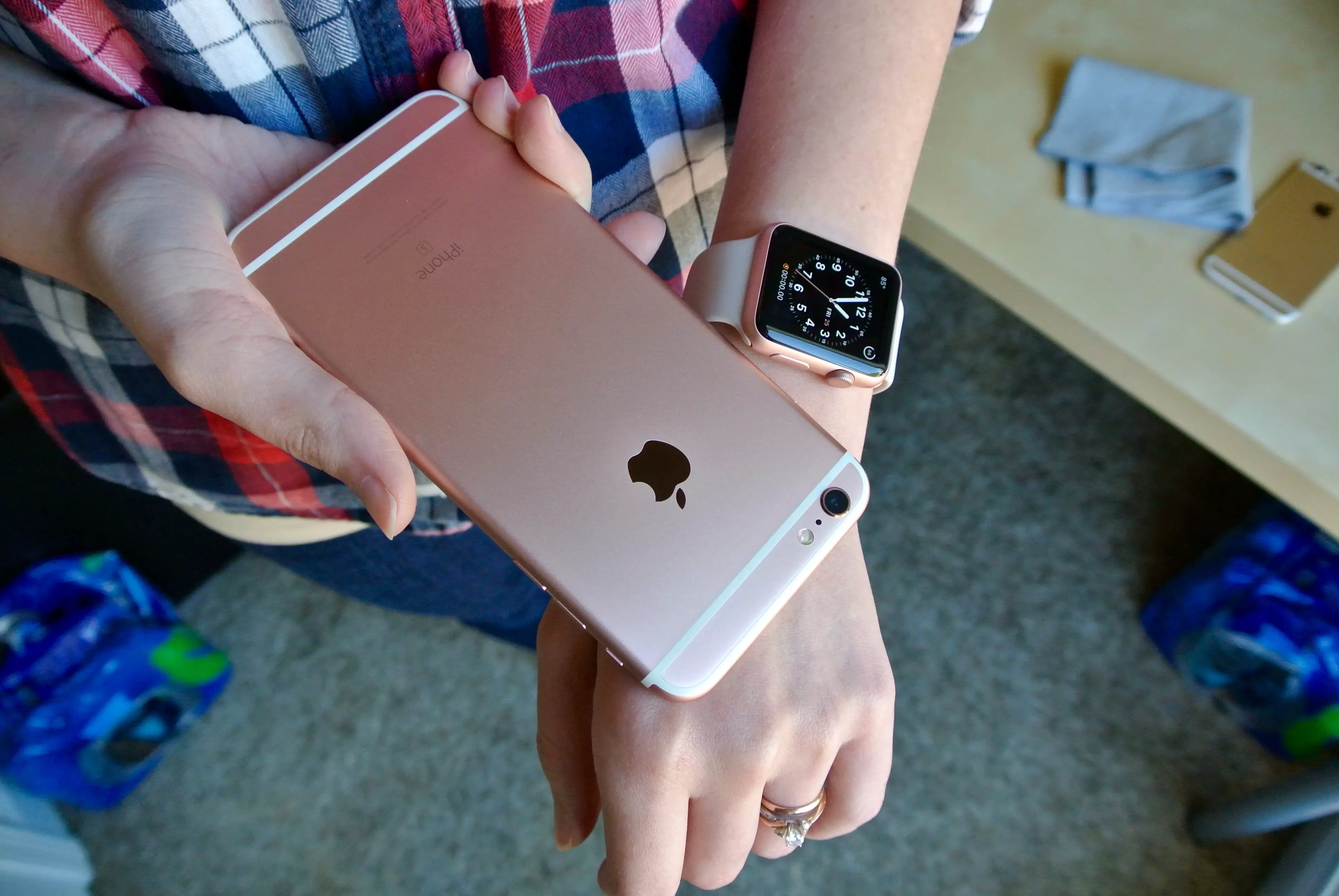 Rozoro iPhone 6s Plus Apple Watch