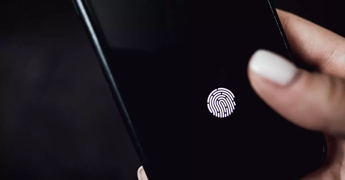 Rapora WSJ piştrast dike ku iPhonesên 2021-an dikarin Touch ID û Face ID-ê li ser ekranê destnîşan bikin.