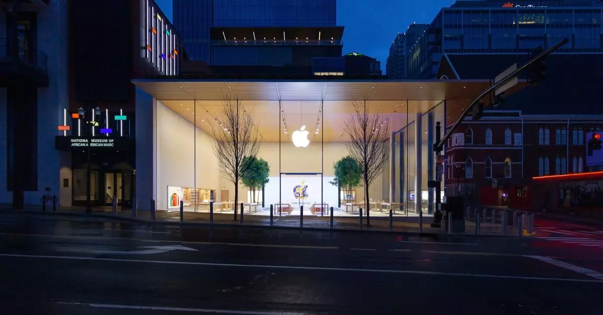 Suratlar: “Apple Downtown Nashville” açylyş dabarasyny belleýär