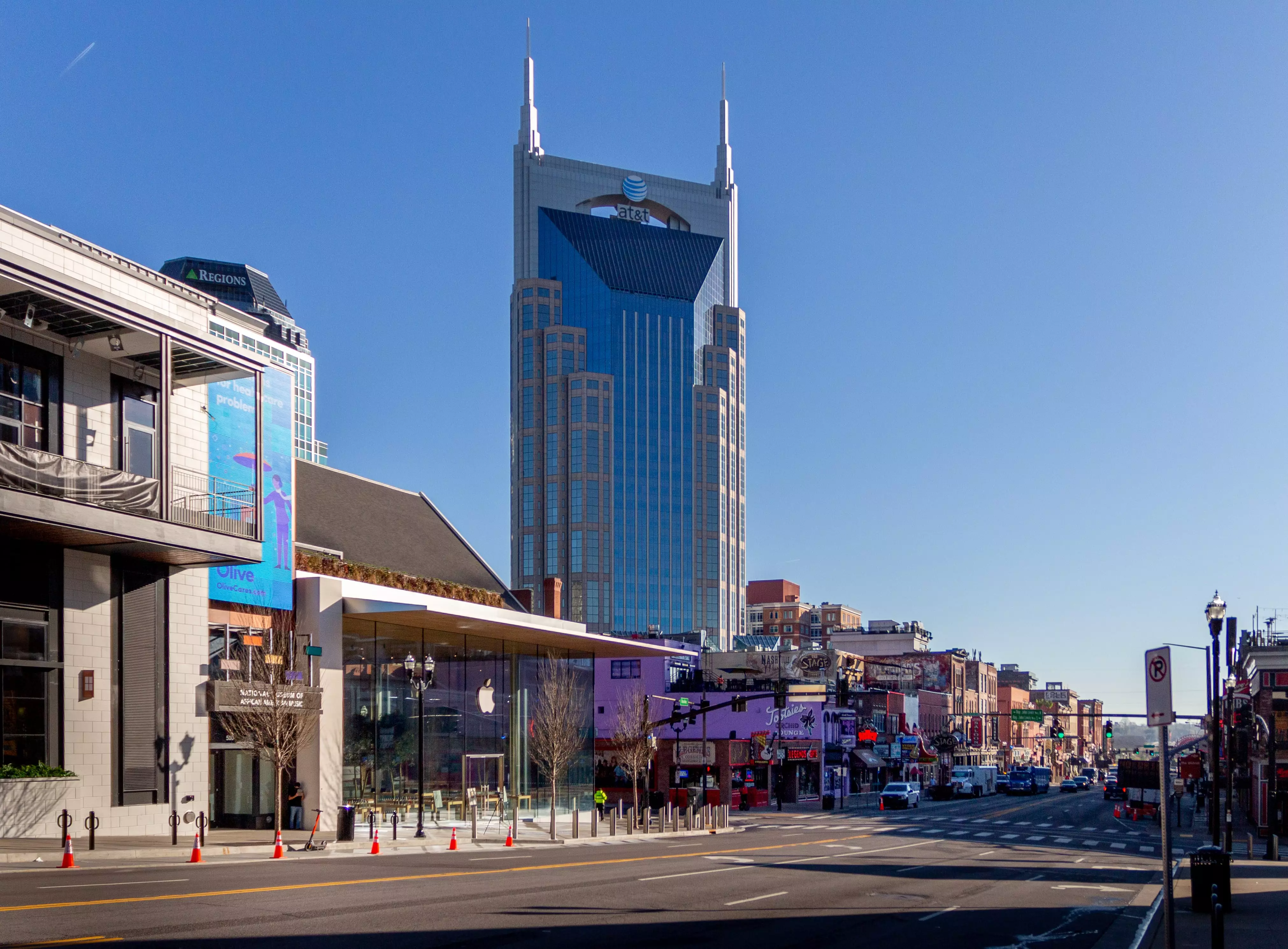 Apple Downtown Nashville sa pagbubukas ng umaga