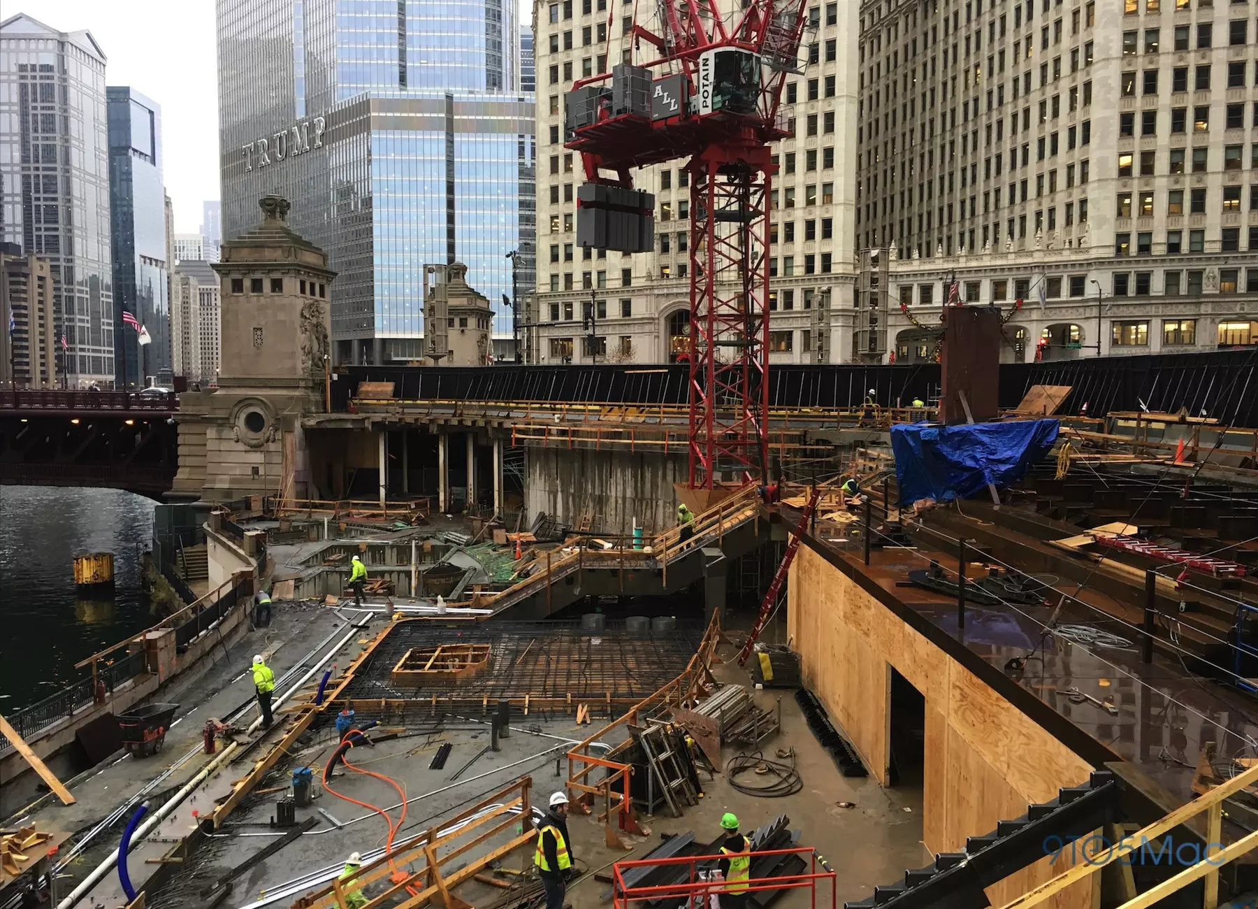 chicago-river-apple-store-06