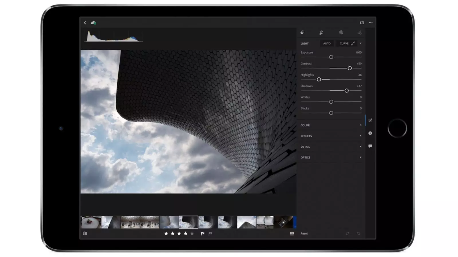 iOS жүйесіне арналған Lightroom қолданбасы 3D Touch және Apple Pencil қолдауымен Brush Selection құралын алады 30066_1