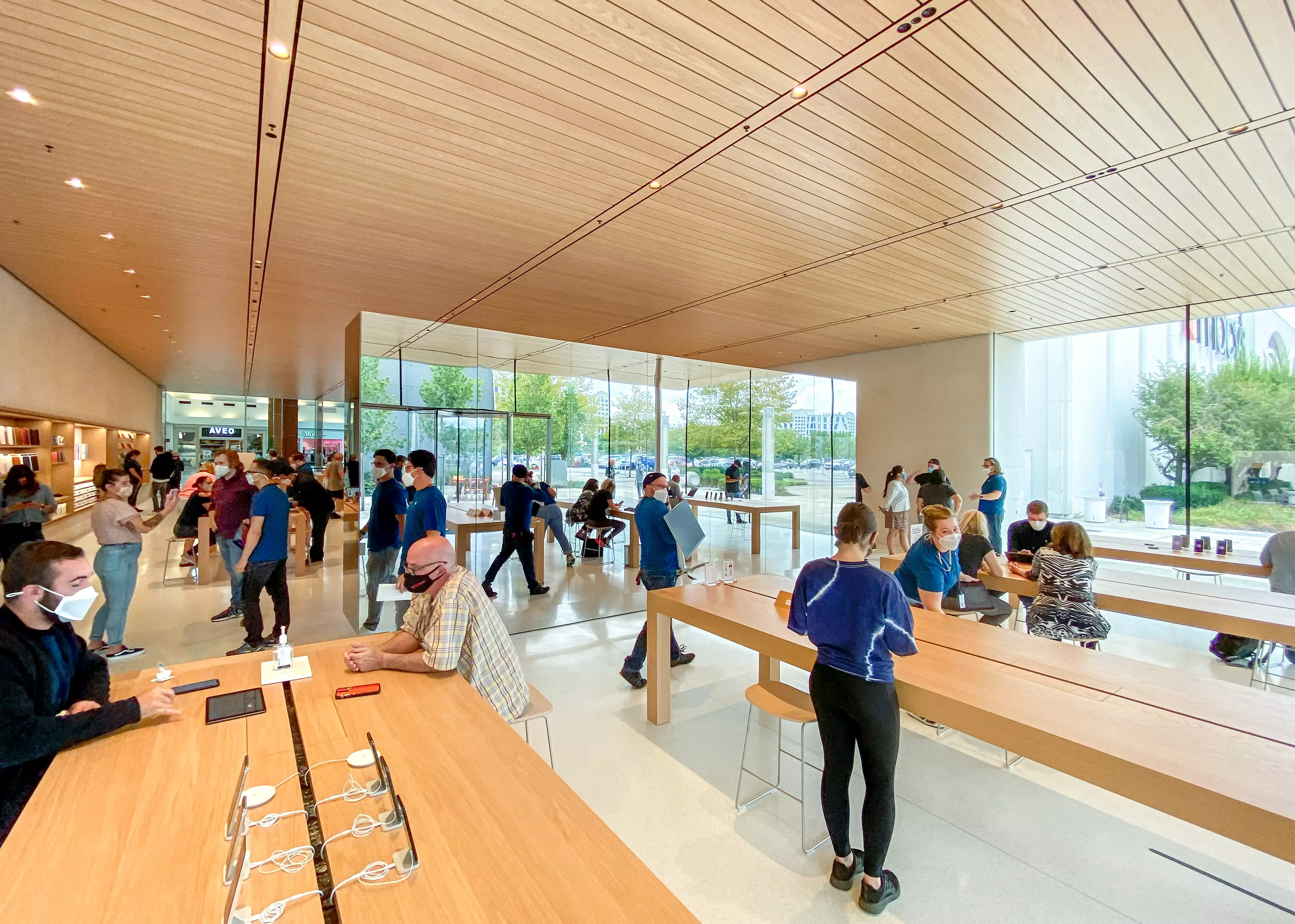 Das neu gestaltete Apple Cherry Hill wird mit einem Platz im Freien eröffnet 315_3