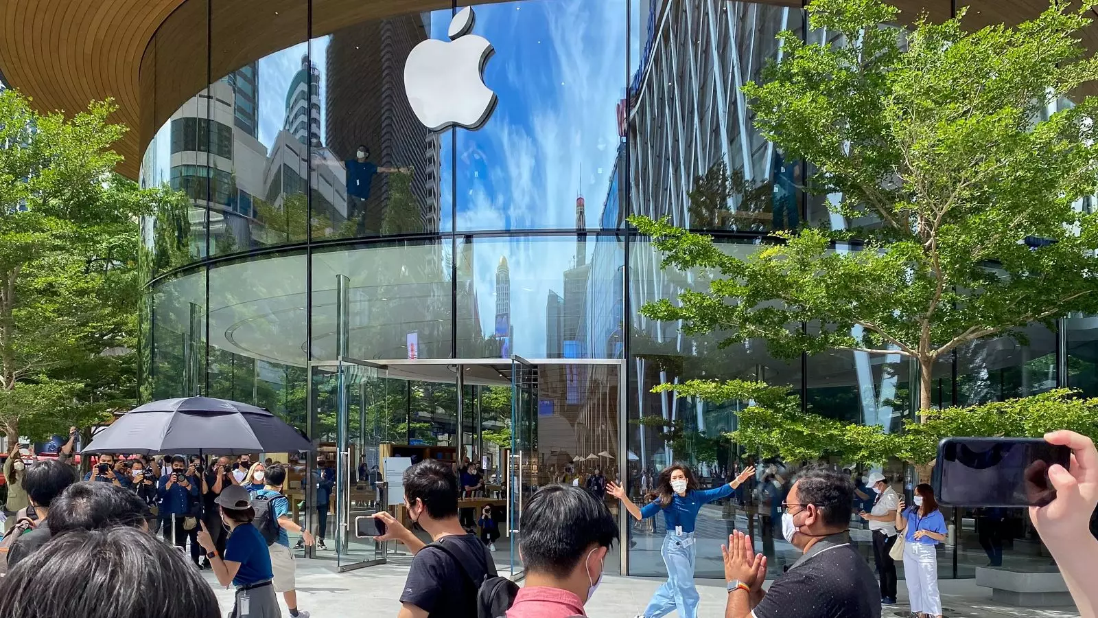 Photos: Tailân ferwolkommet Apple Central World 321_1