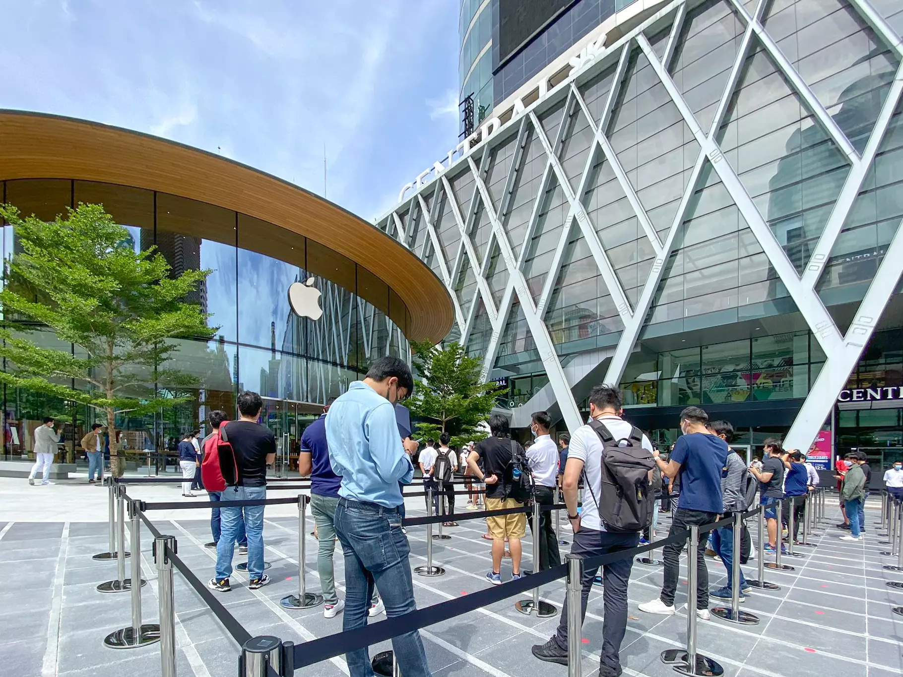 Foto: Thailand nampani Apple Central World 321_4