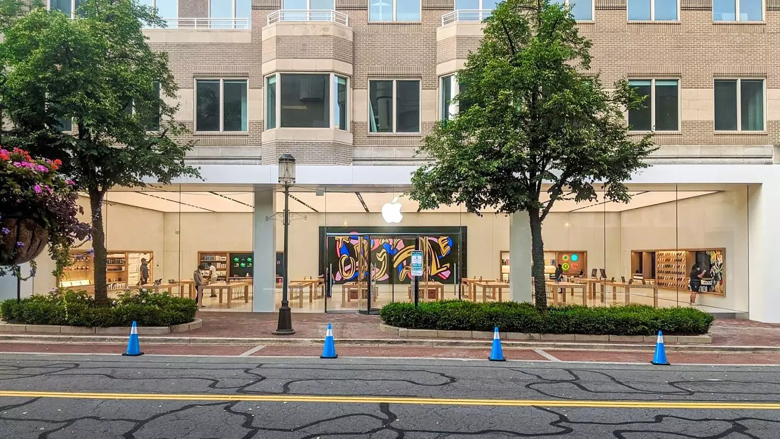 Reston Apple Store flytter stille til en ny placering 330_1