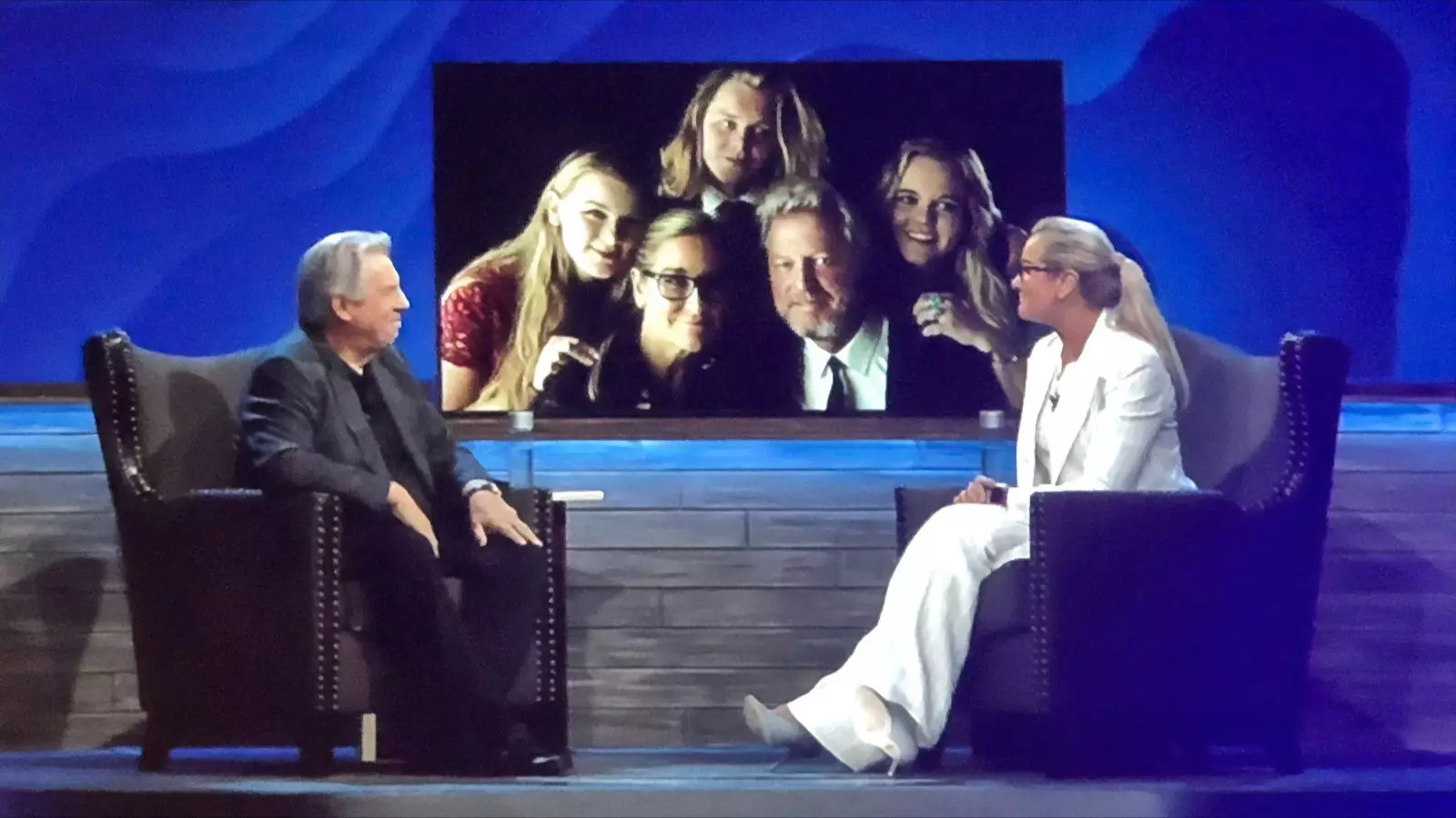 Angela Ahrendts diskutéiert intuitiv Leedung, Erausfuerderunge fir zäitlos Marken ze bauen, méi am Global Leadership Summit Interview 3572_1