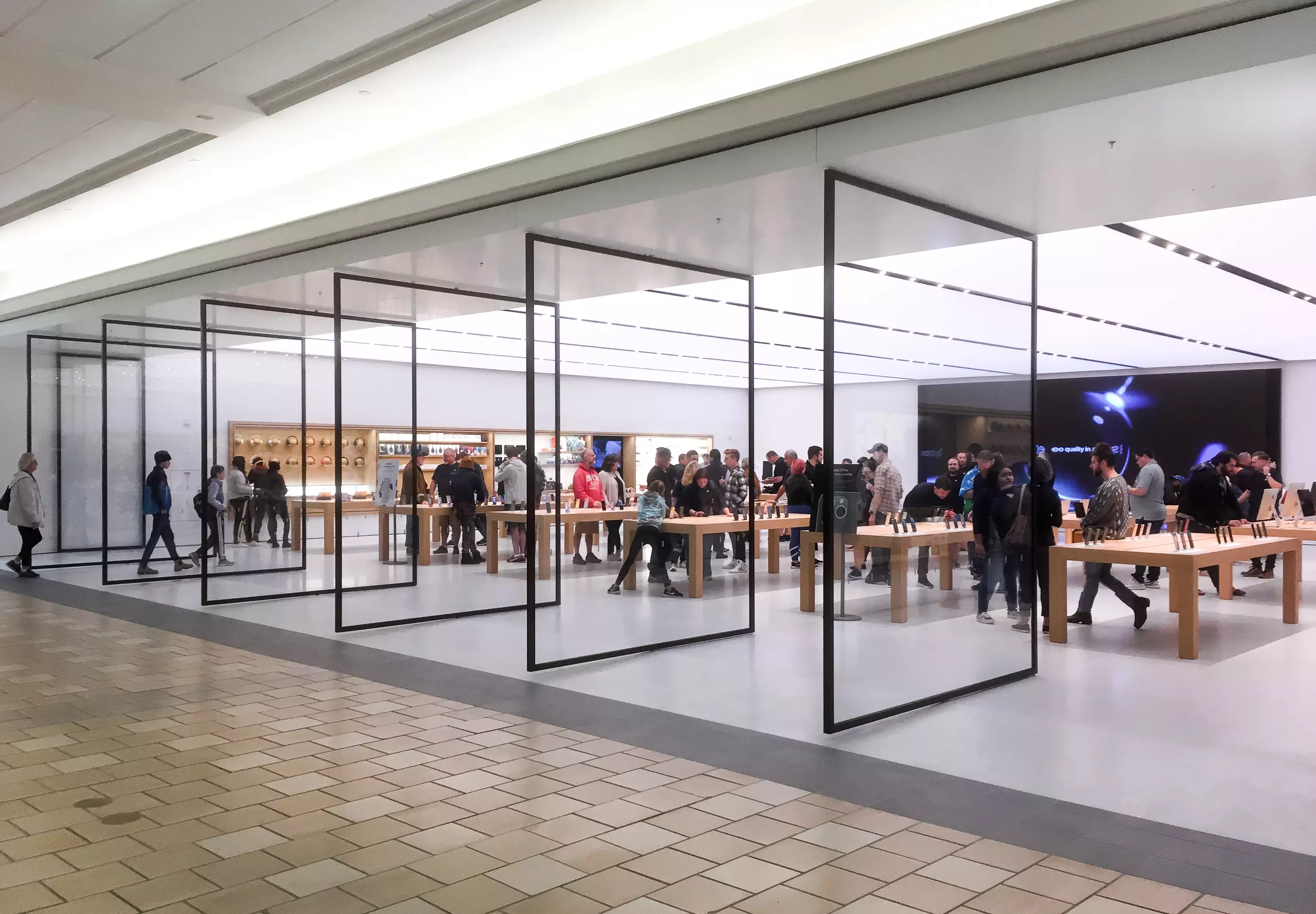 New Main Mall Apple Store 오픈; Big Draw와 함께하는 세션 계속 - 9to5Mac 359_5