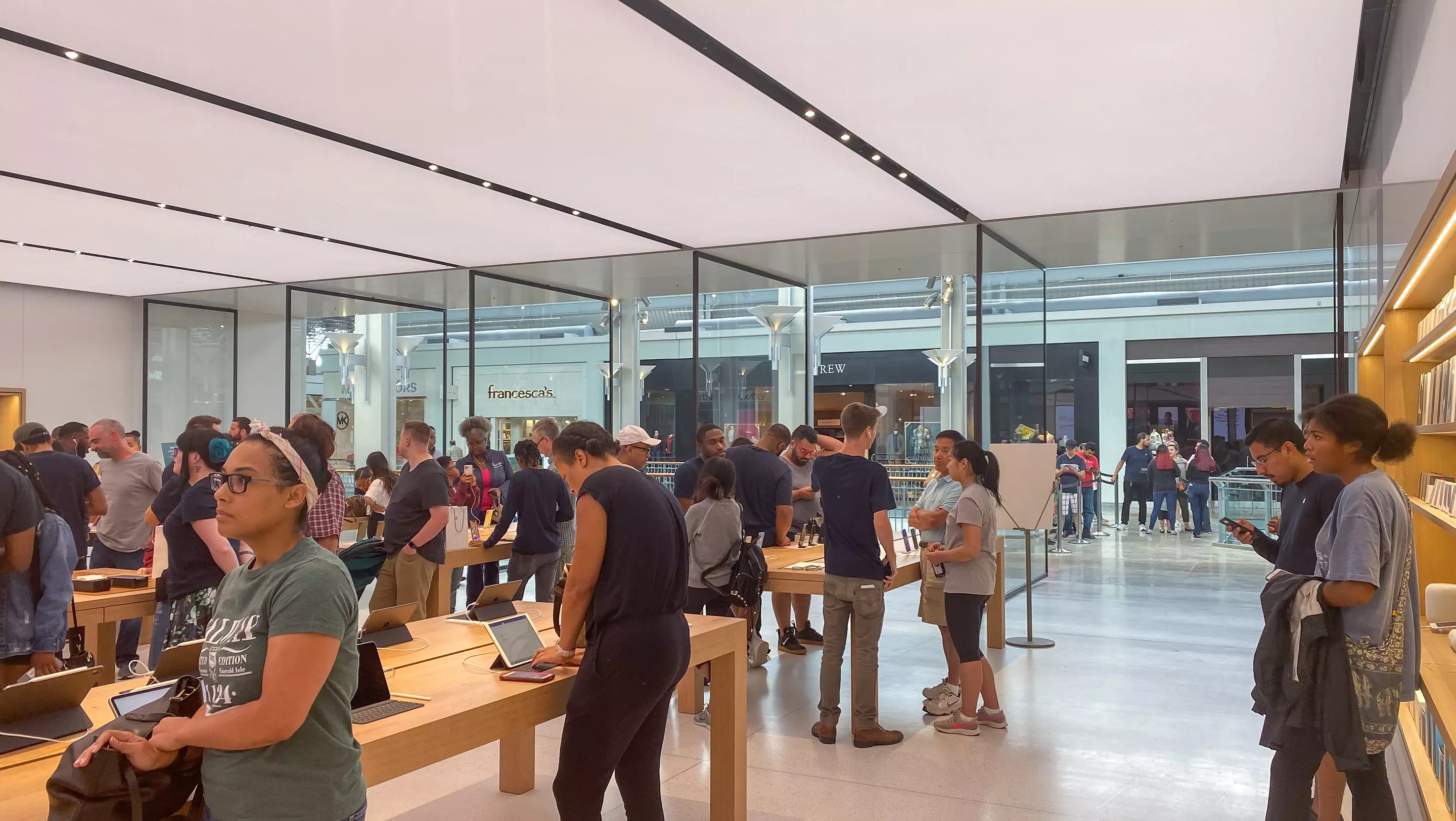 Fotoen: New Old Orchard a Columbia Apple Stores op 363_11