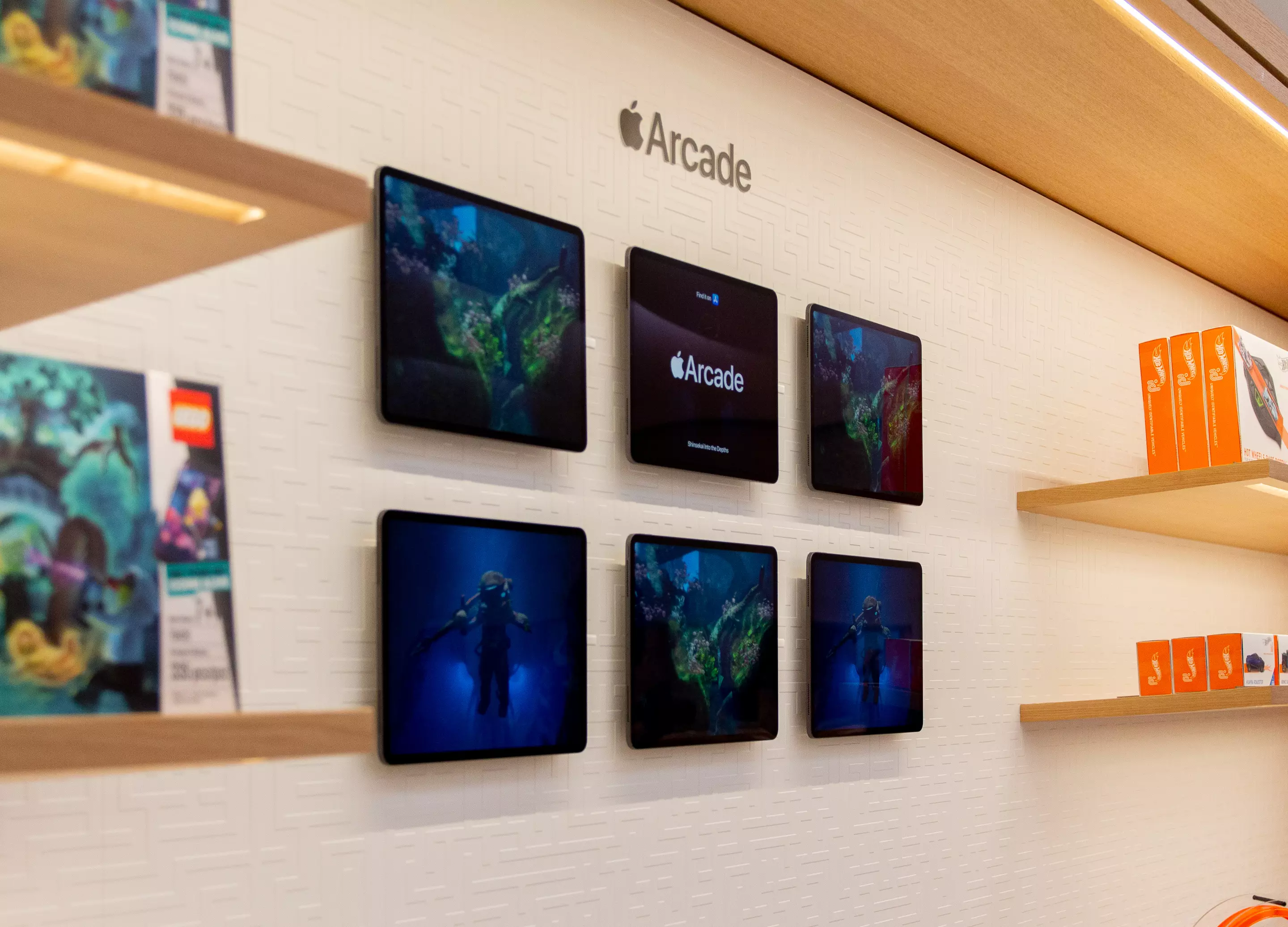 Alles nij yn Apple Stores foar iPhone 11: finsterskermen, opnij ûntworpen Avenues, mear 3925_26