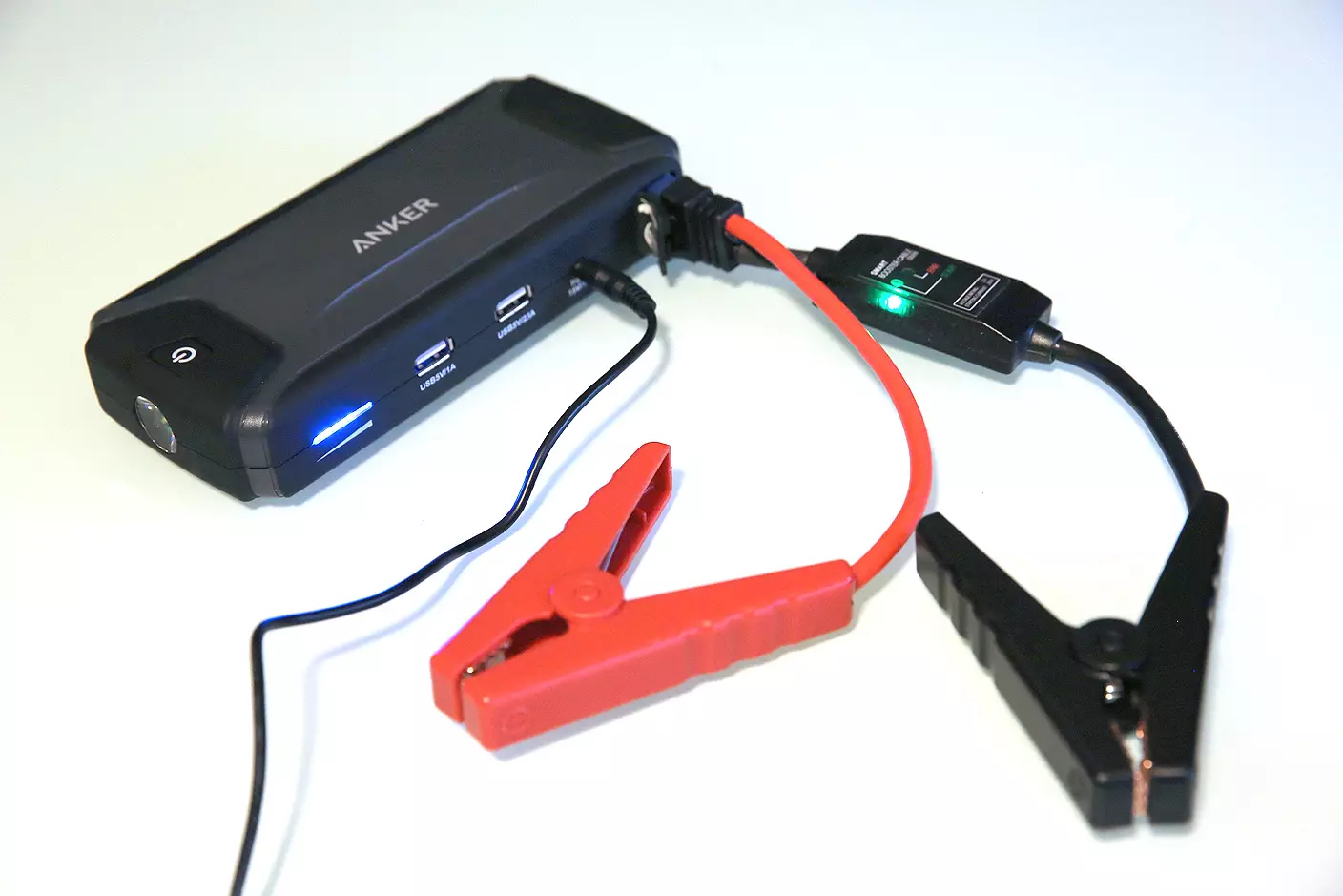 Ndemanga: Anker's Jump Starter Portable Charger imabweretsa magalimoto ndi ma iPhones kukhalanso ndi moyo pakagwa mwadzidzidzi 39369_1