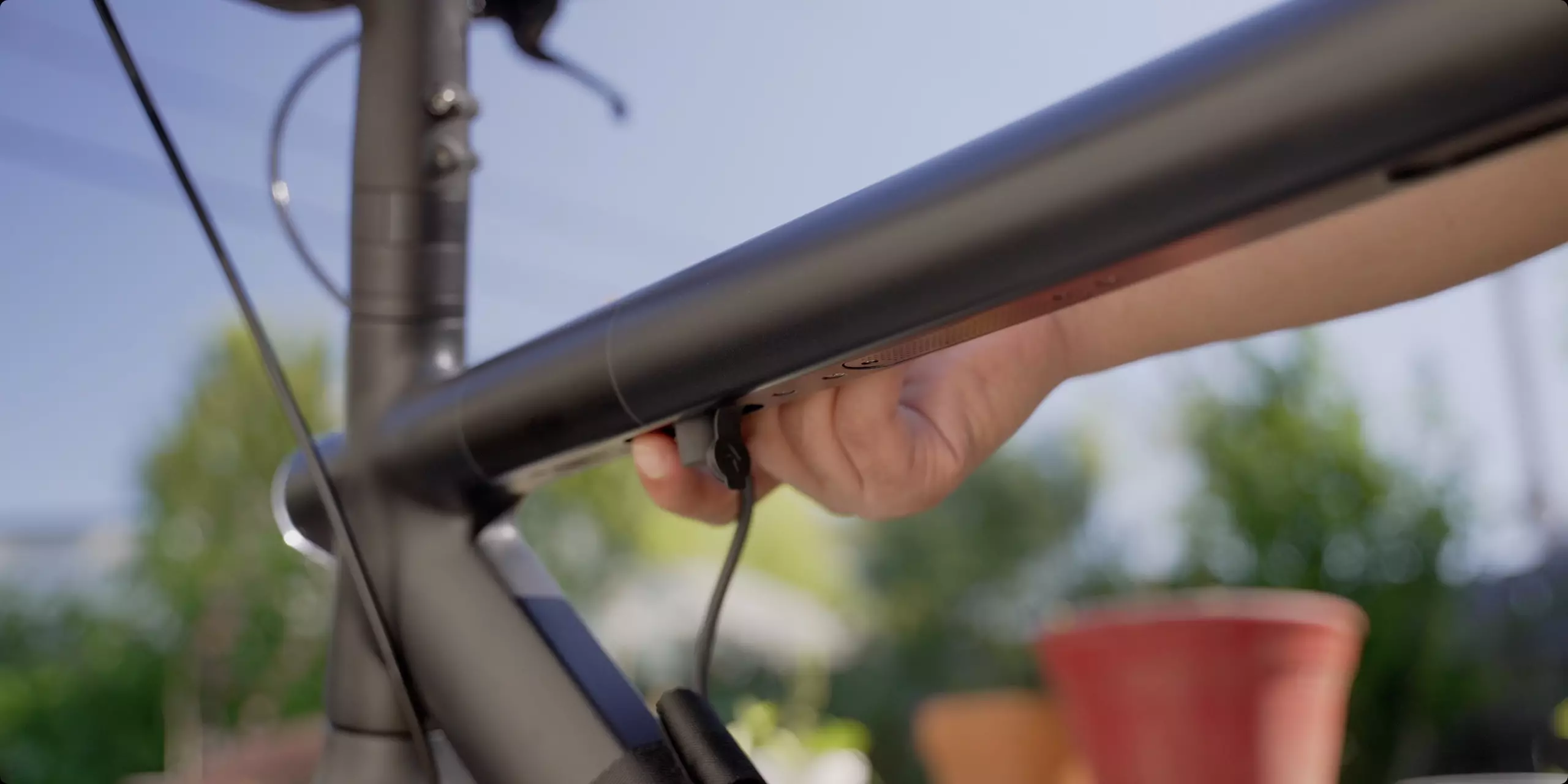 VanMoof S3 ימפּרעססיאָנס: אַ ראַדיקיאַלאַסלי גוט-קוקן E- בייק מיט עפּל געפֿינען מיין שטיצן [ווידעא] 4135_29