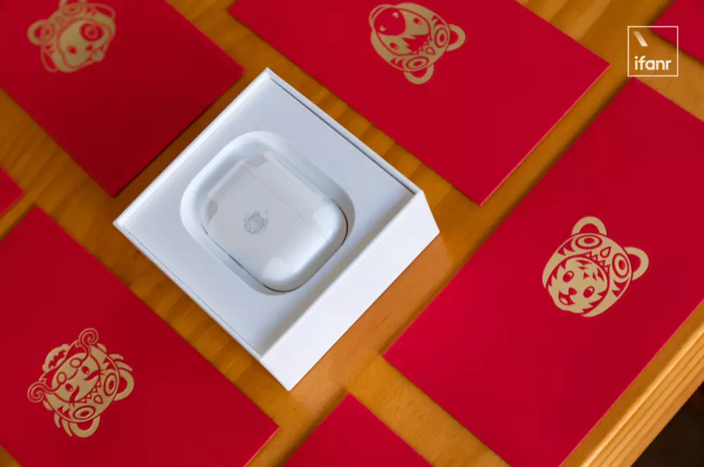 Apple izlaiž īpašo izdevumu Tiger AirPods Pro ķīniešu Jaunajam gadam 4213_4