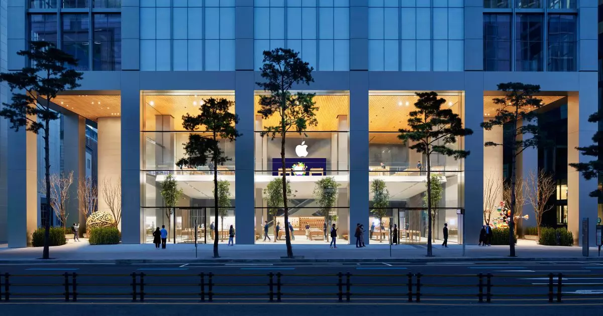 Foto Apple Store Myeongdong dituduhake sadurunge dibukak