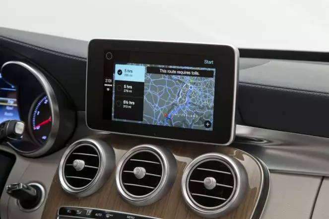 CarPlay-Benz-015