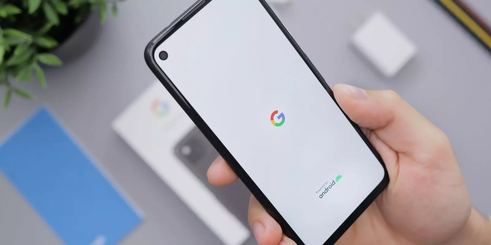 I-Google Pixel Pass ingakhomba indlela eya ohlelweni lokugcina lokubhaliselwa kwe-Apple