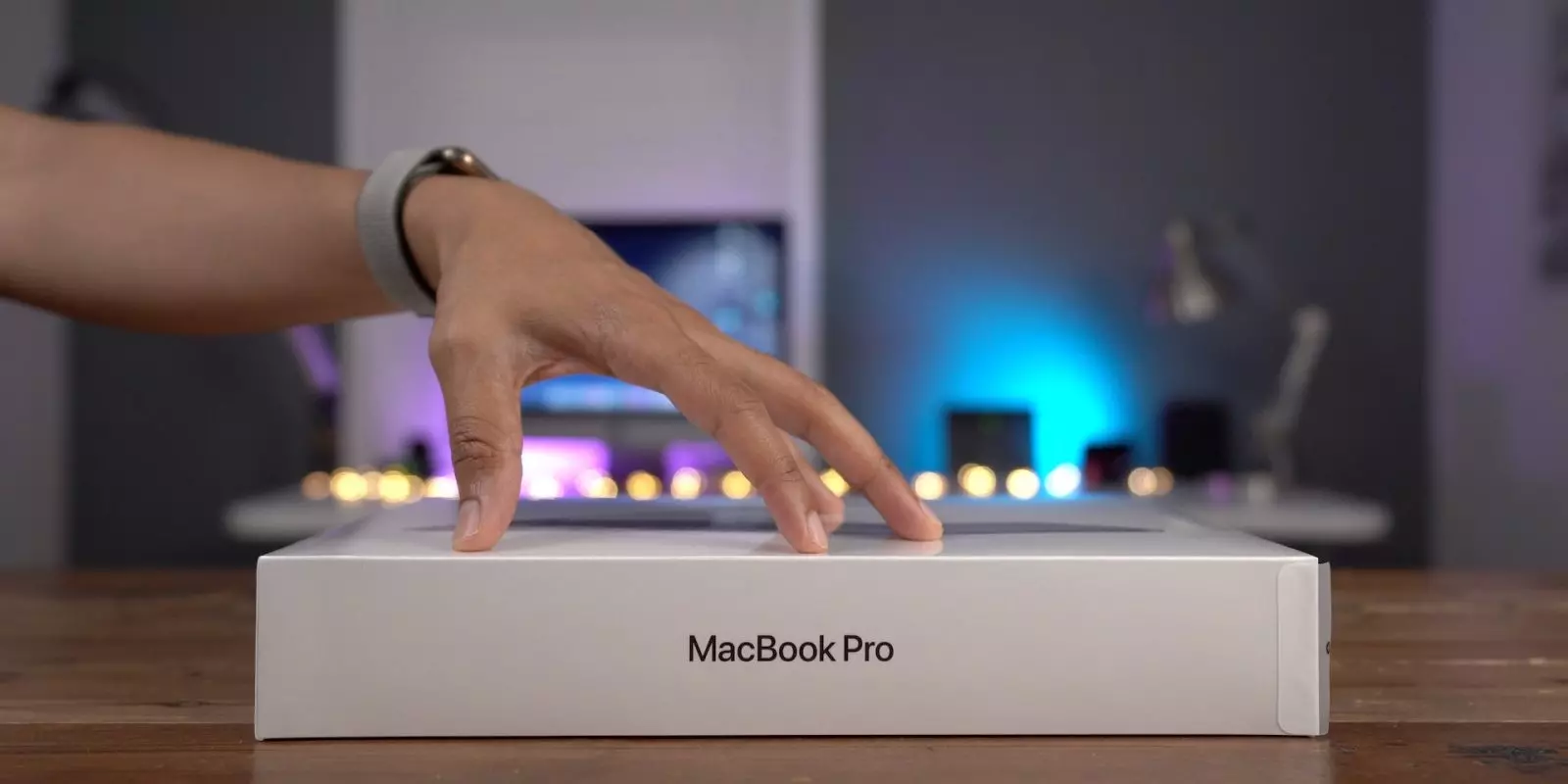 16-inch MacBook Pro ayaa la sheegay in la bilaabayo Oktoobar 55999_1