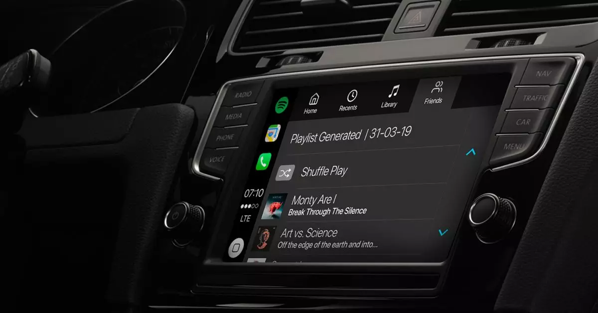 Spotify fänkt Beta Testen nei endlos Playlist Feature fir CarPlay App un