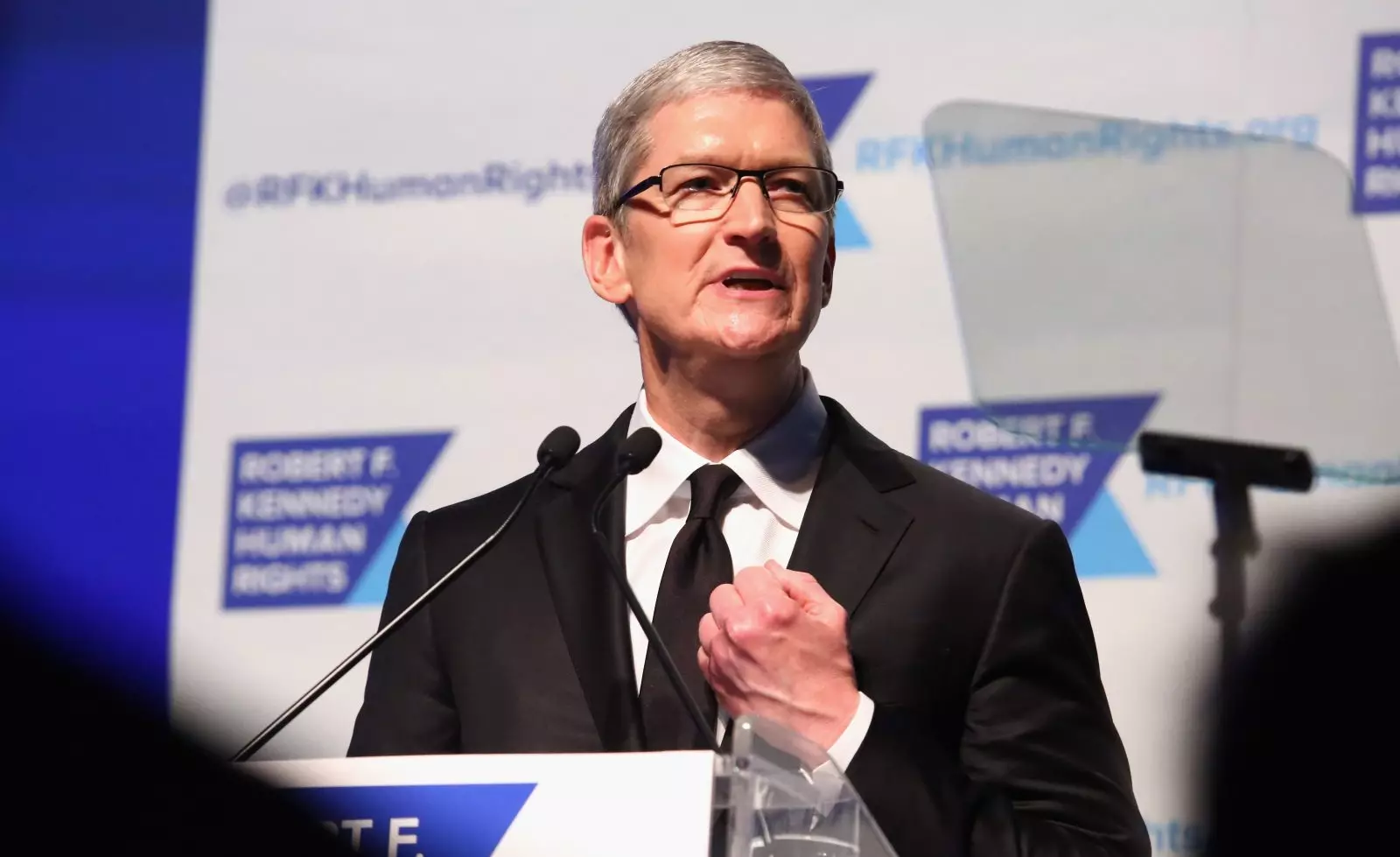 Tim Cook, susținătorul de multă vreme RFK pentru drepturile omului, se alătură consiliului de conducere al grupului 62822_1