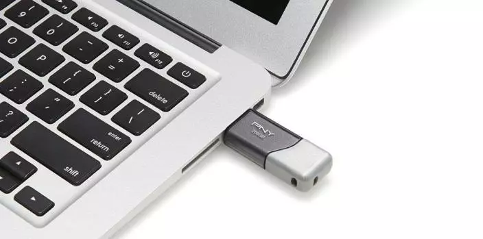 pny-256gb-turbo-flash-drive