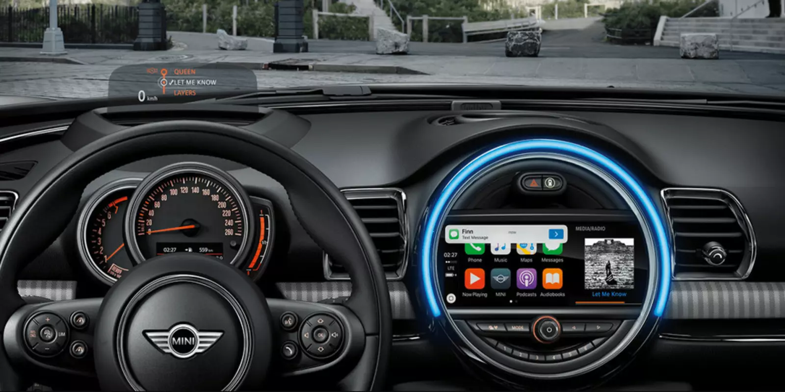 iPhone 11 yokhala ndi CarPlay yopanda zingwe