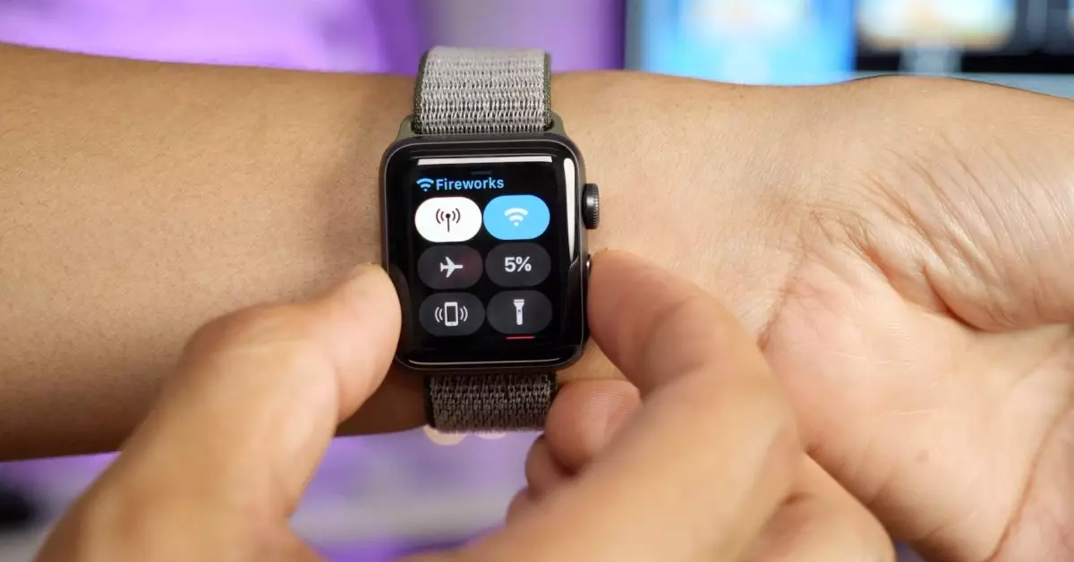 WatchOS 4.1 beta 2-de näme täzelik bar? Täze üýtgeşmeler we aýratynlyklar bilen el-ele [Wideo]