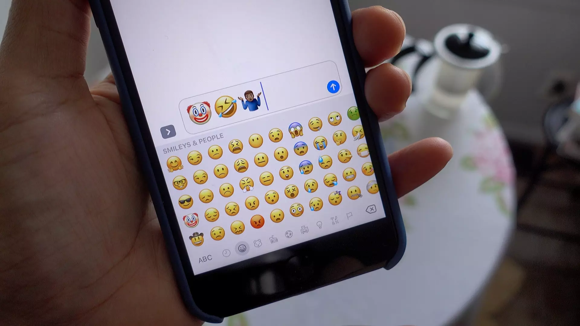 ios-10-2-beta-emoji-72